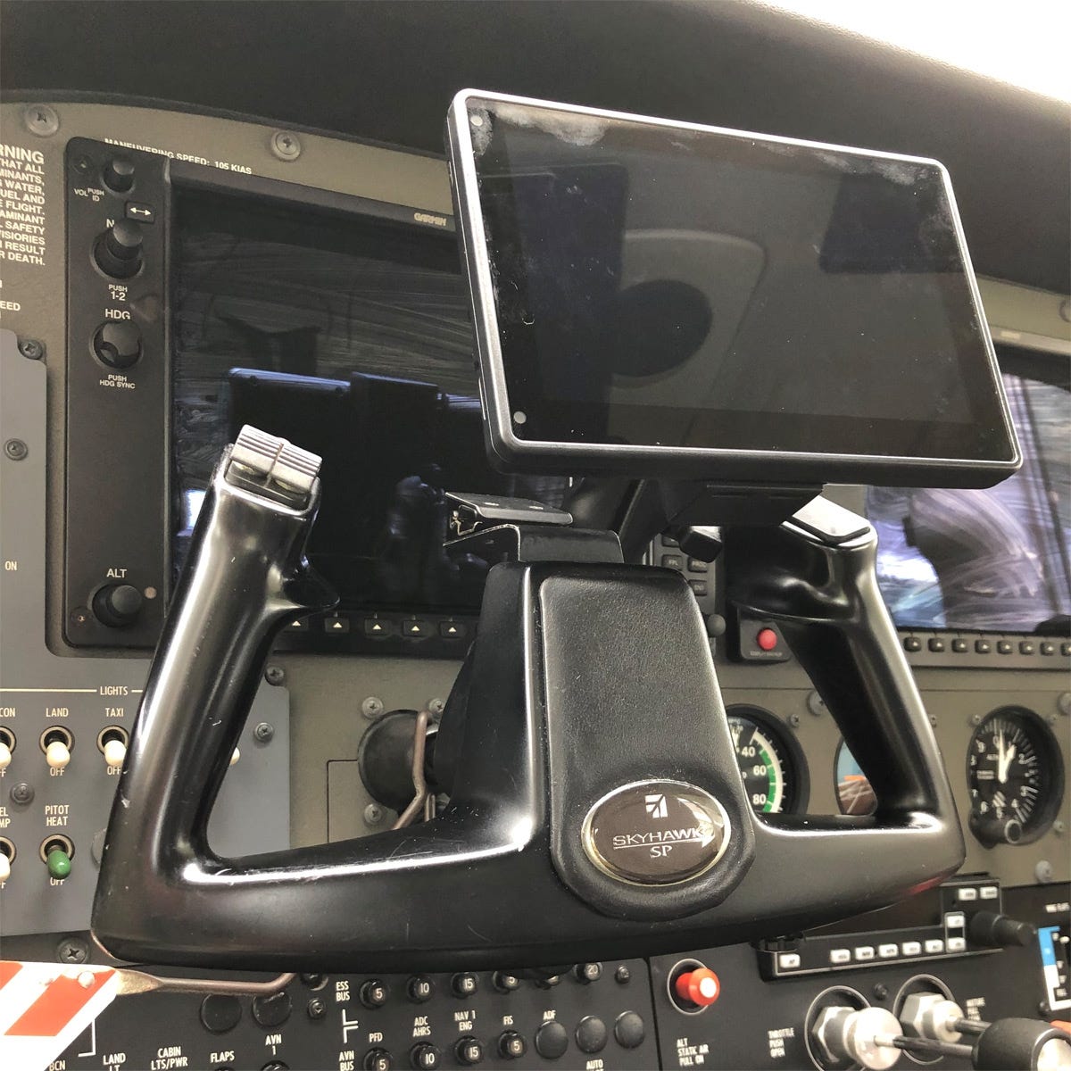 RAM Claw Yoke Mount for Garmin Aera 760 - from Sporty's Pilot Shop