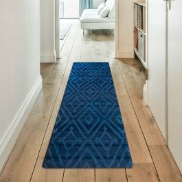 Deluxe Diamond Formation Plush Hallway Runner